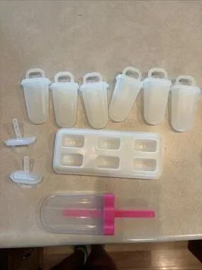 Tupperware | Other | Tupperware White Popsicle Mold Set Plus An Extra ...
